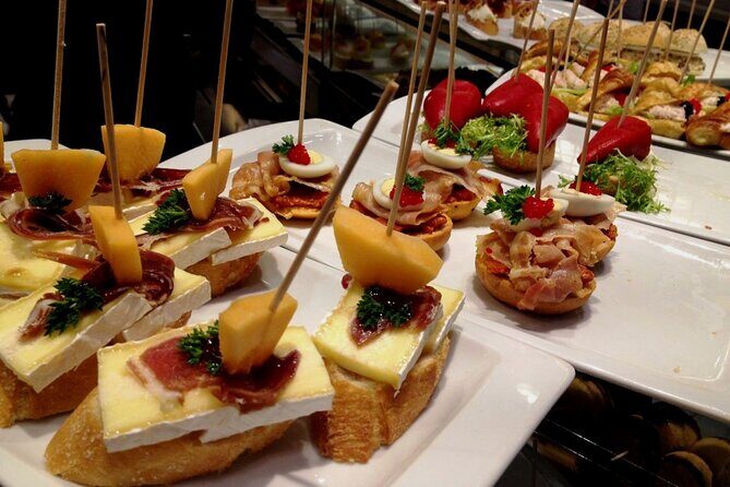 Tapas tasting with drinks at Santiago Old Town - Discover Santiago’s Flavors: Tapas & Drinks Tour in Old Town