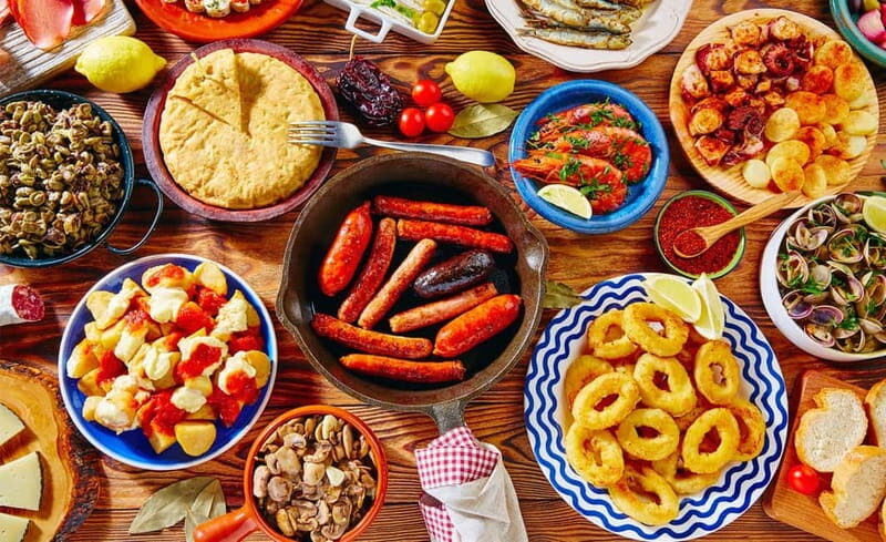 Tapas tasting with drinks at Santiago Old Town - Key Points