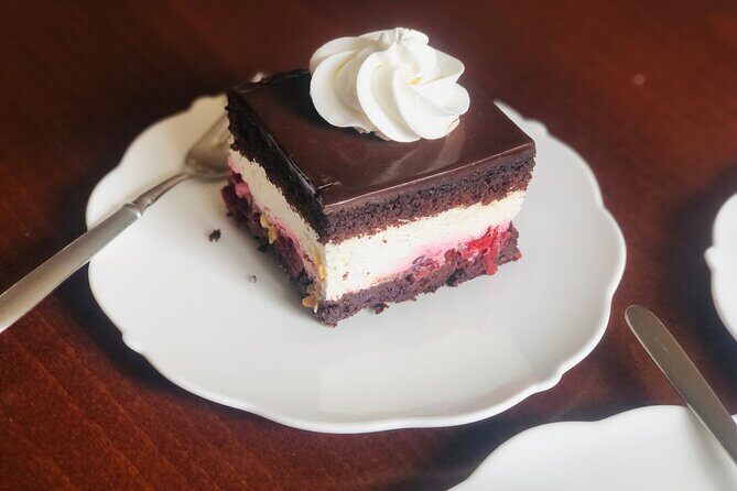 Taste of Poland, Old Town food tour and guided walk - 12 tastings - The Sum Up