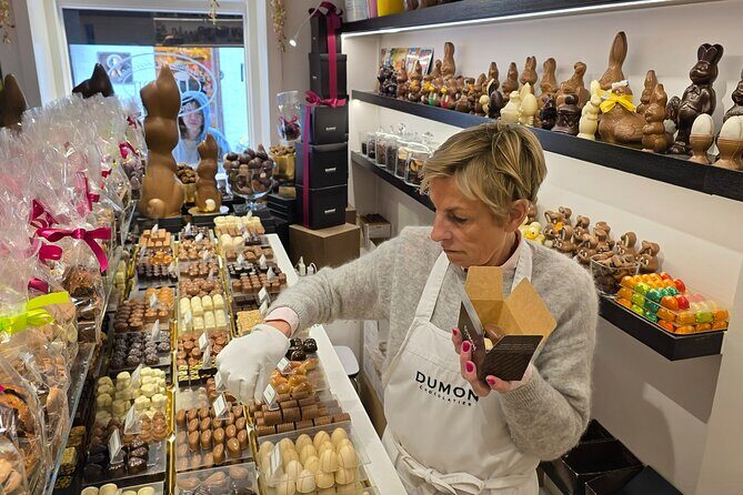 Tasty massage chocolate and spicy stories! - Introduction