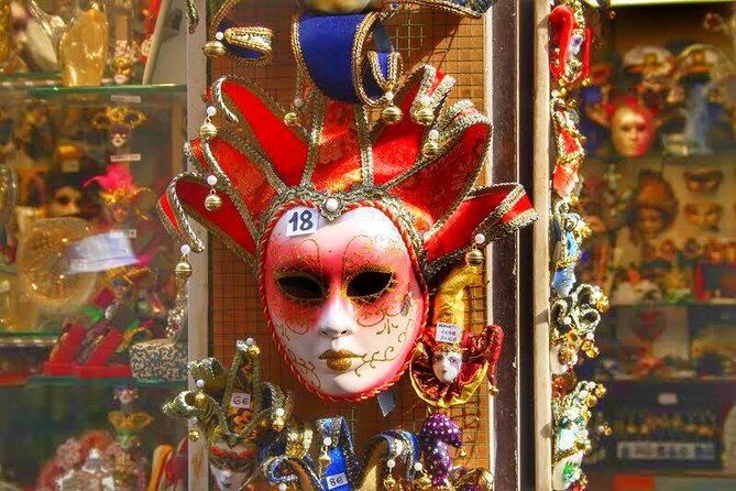 Tasty Street Food Tour of Venice City Center with Cicchetti & Local Specialties - Immersed in Venice’s Sights and Flavors