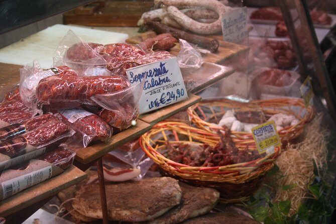 Tasty Trastevere Street Food Tour in Rome from Tiberine Island to Ponte Sisto - Frequently Asked Questions