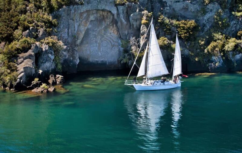 Taup: Sail Barbary Eco Sailing to the Maori Rock Carvings - Who Would Love This Tour?