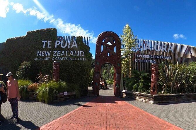 Taup to Auckland via Rotorua and Hobbiton - Practical Considerations