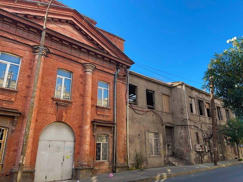 Tbilisi: Hidden Backyards Guided Tour - Practical Tips for Travelers