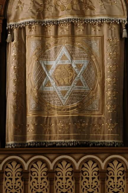 Tbilisi: Jewish Heritage Walking Tour - Who Should Consider This Tour?