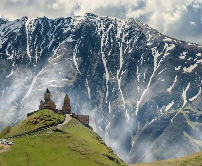 Tbilisi : Kazbegi, Gudauri, Gergeti, Ananuri. Best Day Trips - A Full Breakdown of What to Expect