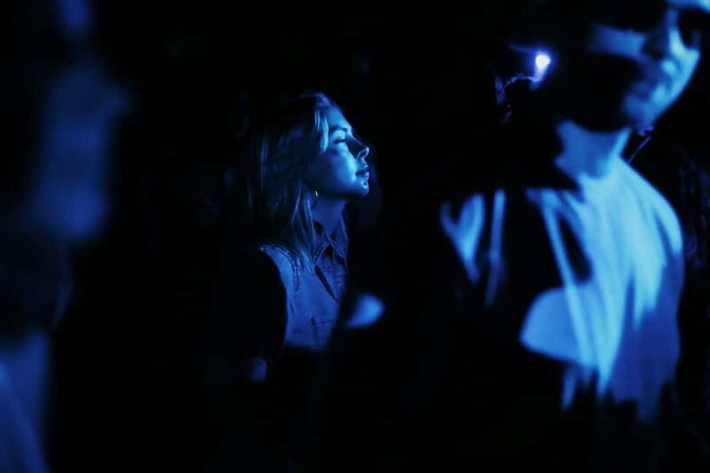 Tbilisi: Nightlife Highlights Tour with Welcome Drinks - Cultural and Artistic Stops