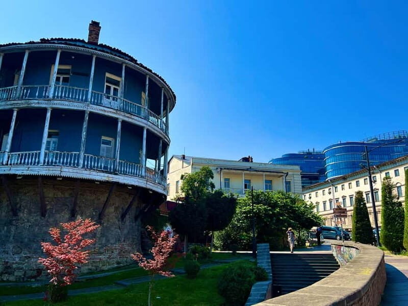 Tbilisi: Old & New City Guided Tour with 15 Tastings & Wine - FAQ