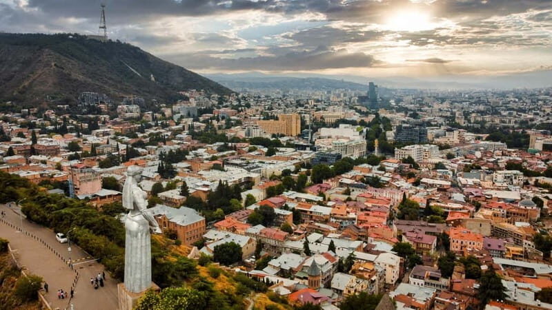 Tbilisi: Streets, Stories, Flavors - A Signature City Tour - The Scenic Rides: Views and Relaxation