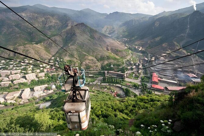 Tbilisi to Armenia Sanahin Haghpat Akhtala Monastery Group Tour - FAQ