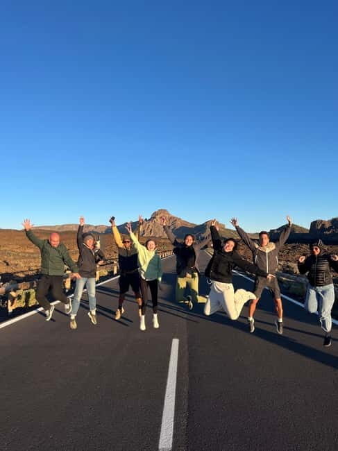 Teide: Small Group Sunset Adventure with Picnic & Stargazing - Key Points