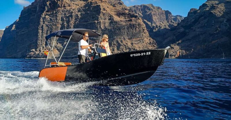 Tenerife: Discover Los Gigantes While Navigating a Boat - Key Points