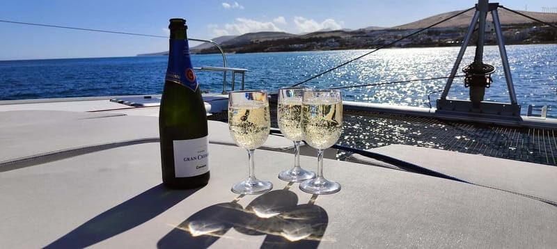 Tenerife: PRIVATE Catamaran cruise with Lunch and Drinks - FAQ