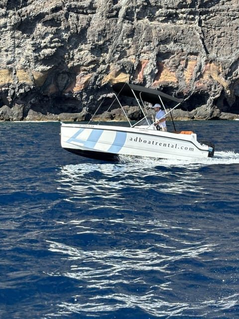 Tenerife: rent a boat without license - The Modern, User-Friendly Boat