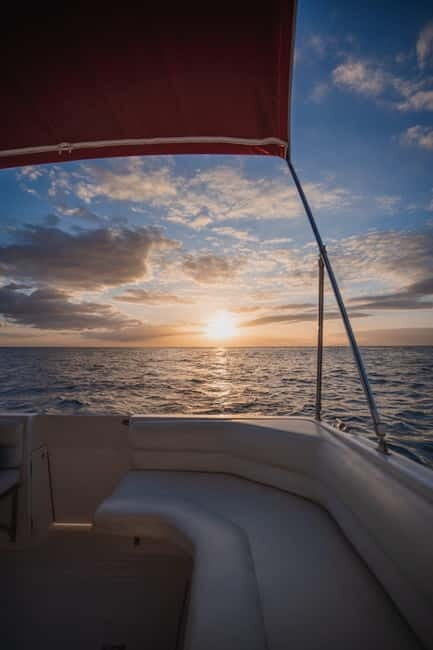 Tenerife: VIP Private Luxury 2 Hour Sunset Boat Charter - Who is this tour ideal for?