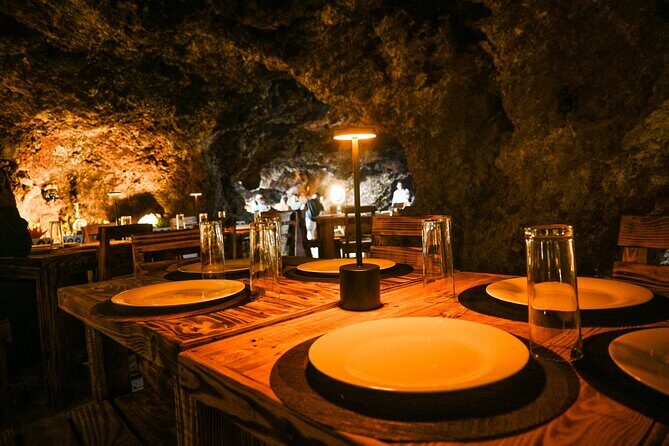 Teotihuacan guided tour, cave breakfast with CDMX transportation - Analyzing Value and Practicalities