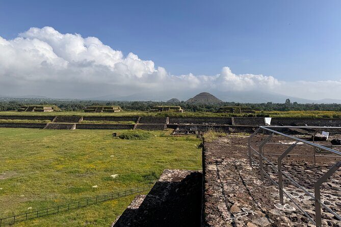 Teotihuacan: Pyramids, Caves & Culinary Experience - Why This Tour Offers Great Value