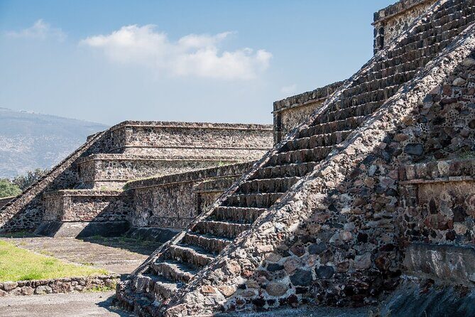 Teotihuacan pyramids from San Miguel de Allende - FAQ