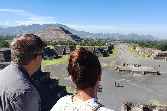 Teotihuacan pyramids morning or afternoon without tourist traps - The Sum Up