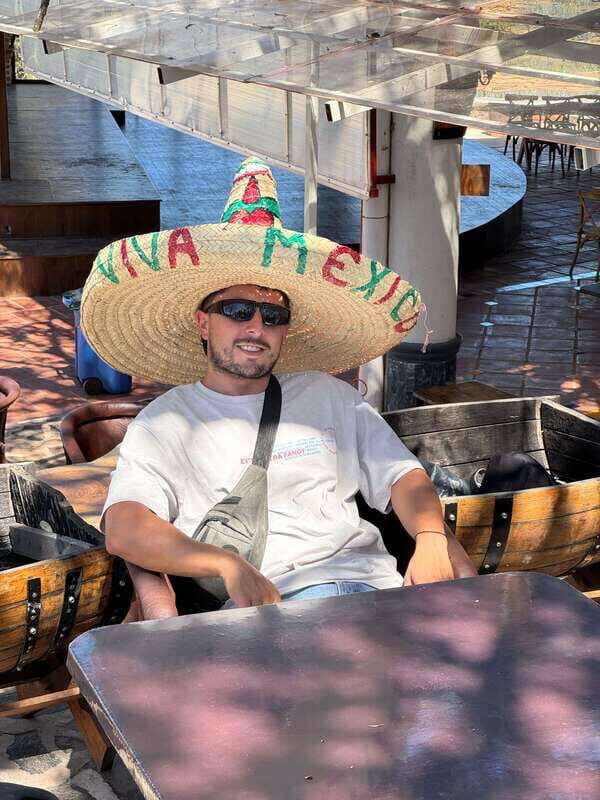 Tequila: Town and Distillery Guided Tour with Tastings - Food and Cultural Experiences