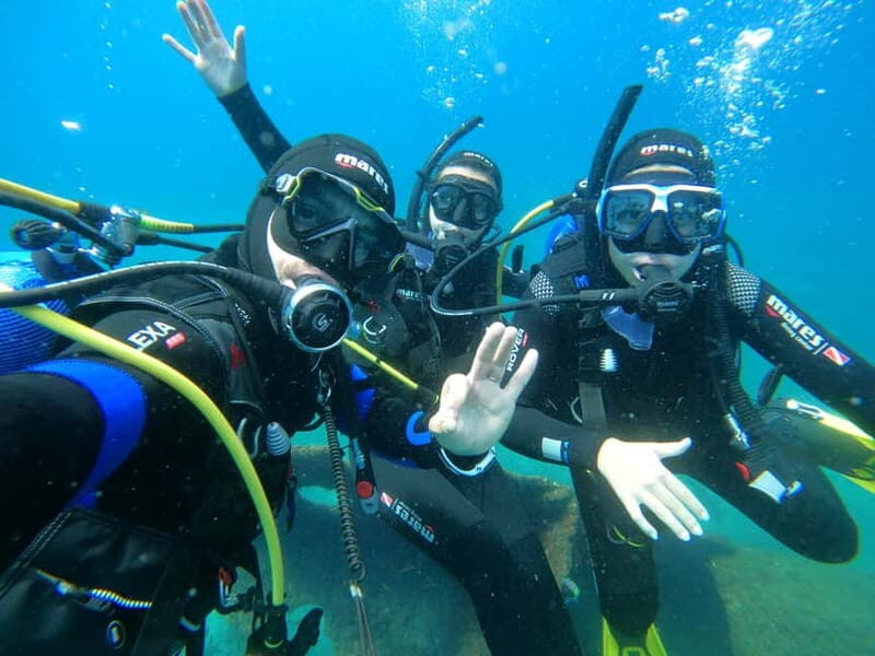 Terceira Island:Try Scuba in a Shipwreck-Archeological park - The Instructors & Group Size