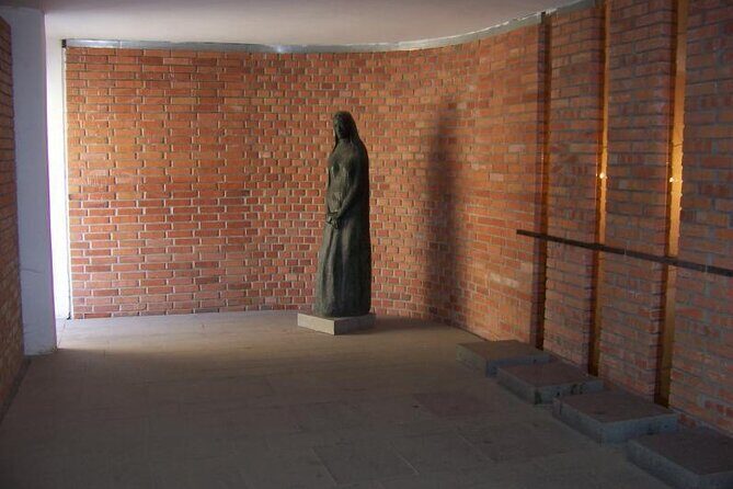 Terezin Tour Including Admission Ticket and Transfer & Audio - Who Should Consider This Tour?
