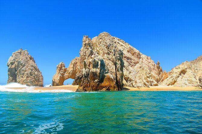 The Arch of Los Cabos Glass-bottom boat tour - The Transport and Group Size