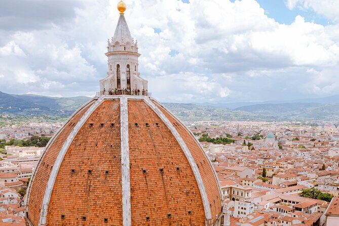 The Art of Surprising You: Pisa/Florence Luxury Limo Private Tour - FAQ