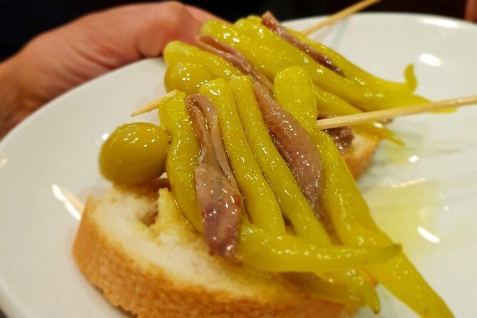 The Award-Winning Bilbao Food Tour & Wine Pairing by Basque Local - Exploring the Bilbao Food Tour & Wine Pairing