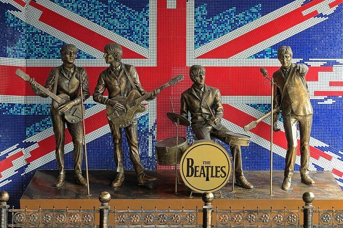 The Beatles & Liverpool Magical Mystery Tour from London - Starting the Journey from London