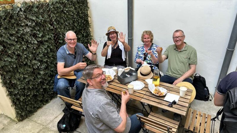 The Beautiful Story of Porto: Guided Tour with Entry Tickets - Key Points