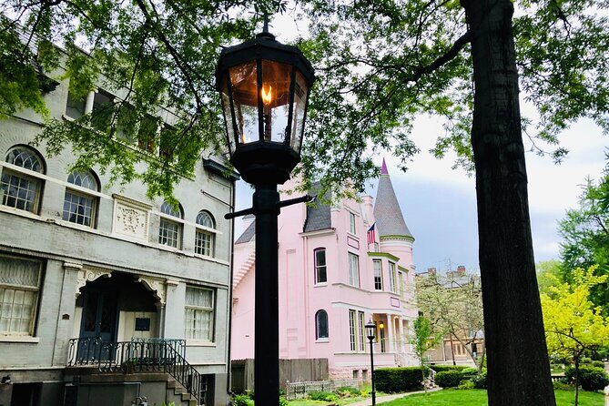 The Best of Old Louisville: 60-Minute PRIVATE Guided Walking Tour - Key Points