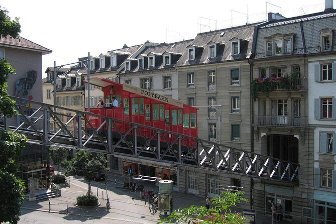 The Best of Zurich Including Panoramic Views in a Small Group Walking Tour - The Guide and Overall Experience