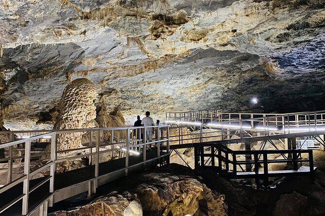 The best tour to Bustamante + Guide + transfer + tickets - FAQs