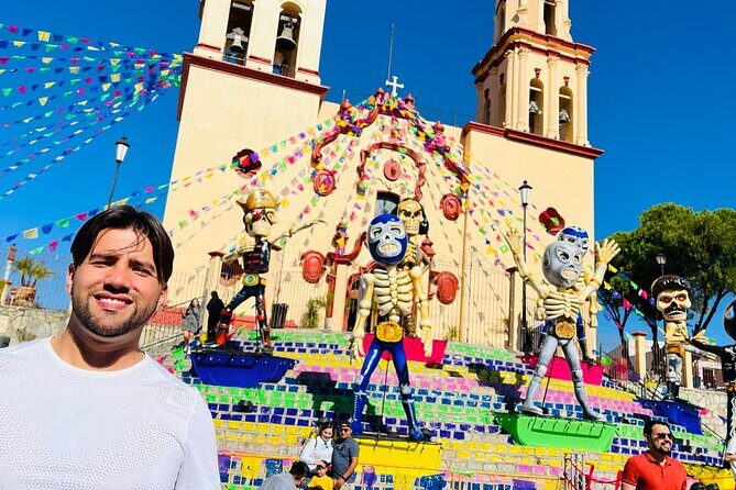 The best tour to "Tail of Horse", + Guide + transportation + Tickets - Exploring Santiago: Colorful Streets and Traditional Flavors