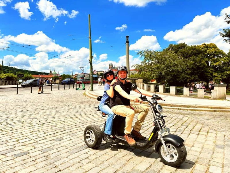 The Best  Trike Prague city tour live guided in English - Key Points