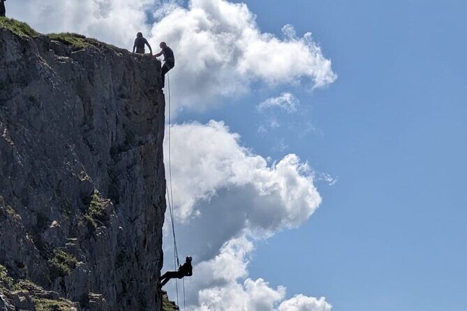 The Big One 150ft Abseiling Experience - The Guides and Instruction
