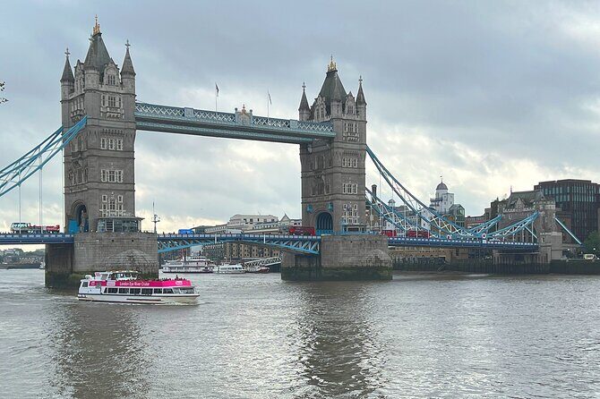 The City of London Food Tour with 10+ Tastings - The Value of the London Food Tour