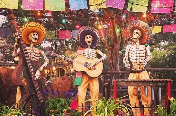 The Day of the Dead Private Tour in Playa del Carmen - Who Is This Tour Best Suited For?