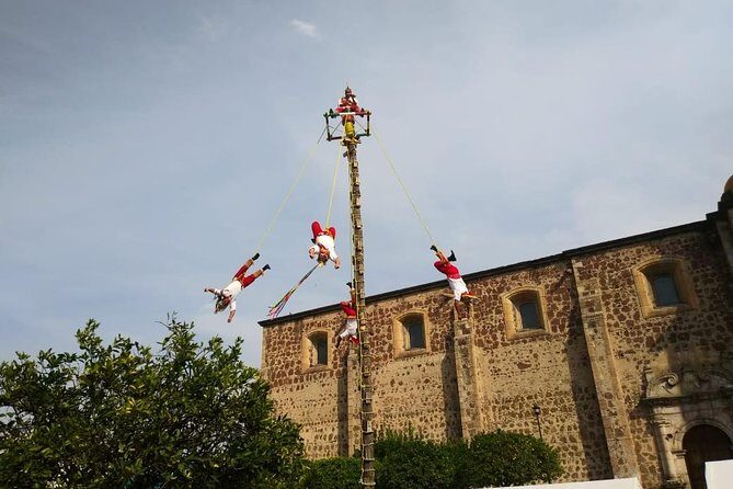 The Fire TOUR - Pyramids, Volcanoes, Agaves & Tequila - Behind the Scenes: Tequila Distillery (Destileria La Alborada)