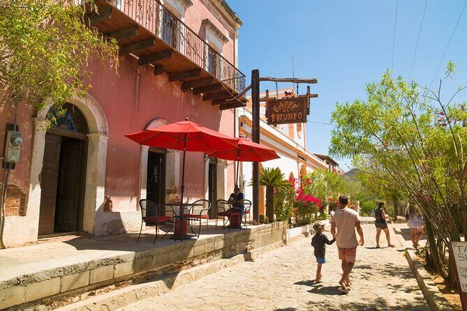 The forgotten minning towns of Baja Sur - Key Points