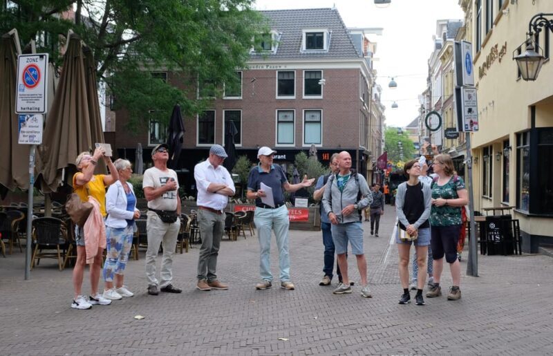 The Hague: Courtyard Walking Tour - Who Would Love This Tour?