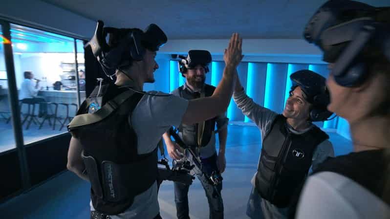 The Hague Downtown: VR Zombie Shooter 2 - 4 people - What Is the VR Zombie Shooter Experience?