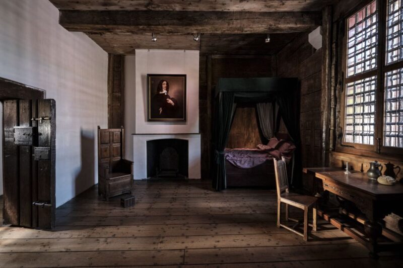 The Hague: Prison Gate Museum - Authentic and Unique Aspects