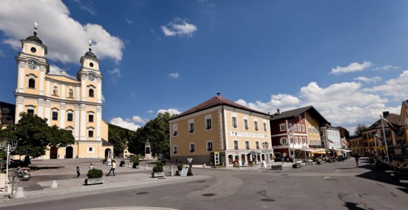 The Hills Are Alive Private "Do-Re-Mi" Tour - Guide Expertise and Reviews