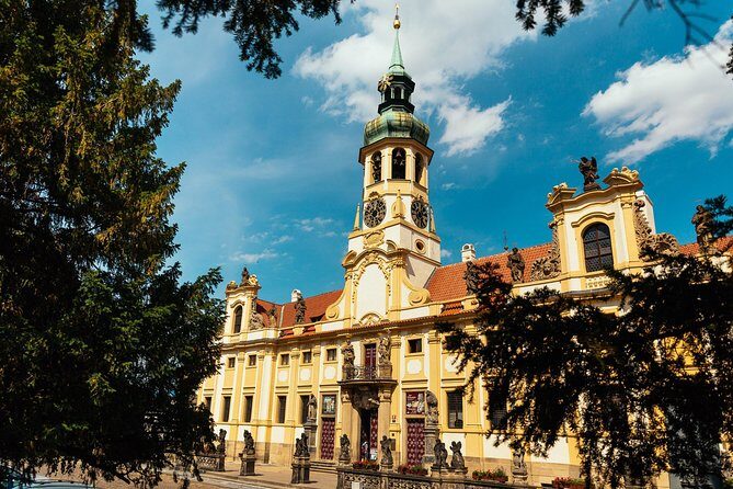 The History of Prague: Prague Castle & Castle District Private Tour - The Sum Up: The Perfect Intro to Prague’s Castle District