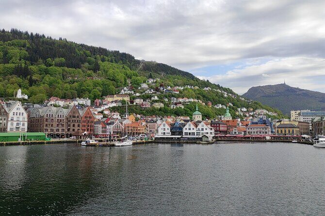 The influence of Bergen in Norway's development, city tour - Exploring Bergen’s Past and Present in Just Two Hours