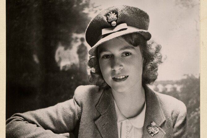 The Kings Gallery - Queen Elizabeth II: Her Life in Style - The Sum Up