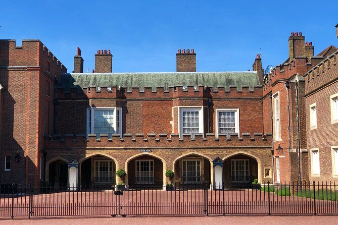 The Life & Legacy of Queen Elizabeth II-A Royal Private Tour - FAQs